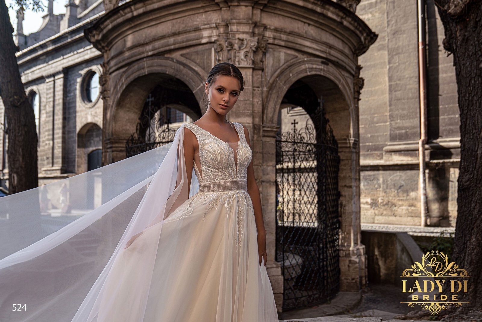 Robe De Mariée Epaulette En Tulle | Robes de Mariée | Comtesse Mariage